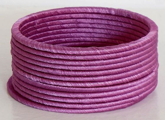 Mauve Thread Bangles