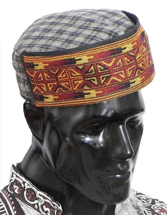 Gents Himachali Check Woolen Cap with Kullu Weaved Design in Front