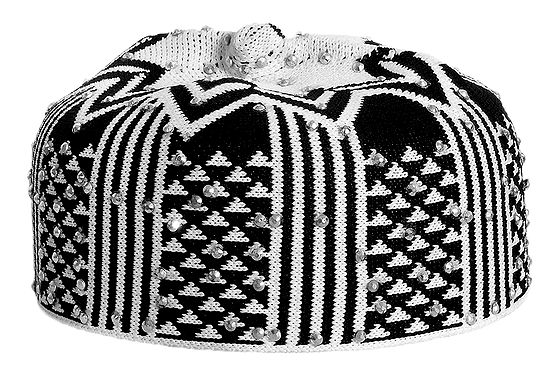 Black and White Thread Knitted Muslim Kufi Topi