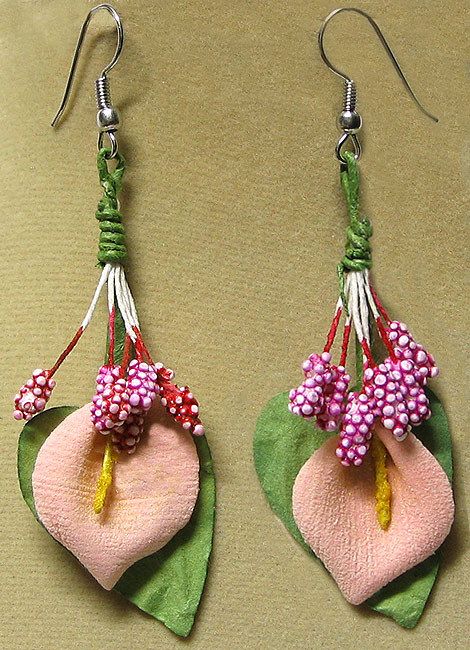 Light Peach Flower with Green Leaf