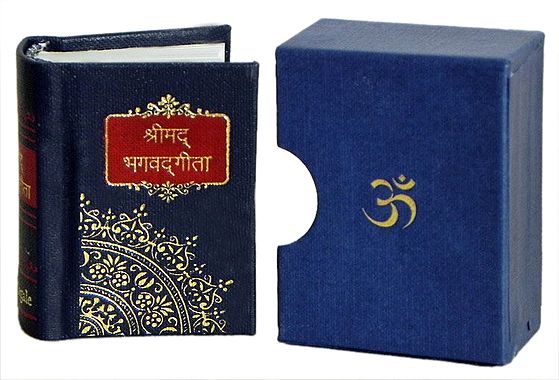 Pocket Gita In Sanskrit With Hindi Translation pocket-gita-in-sanskrit-with-hindi-translation