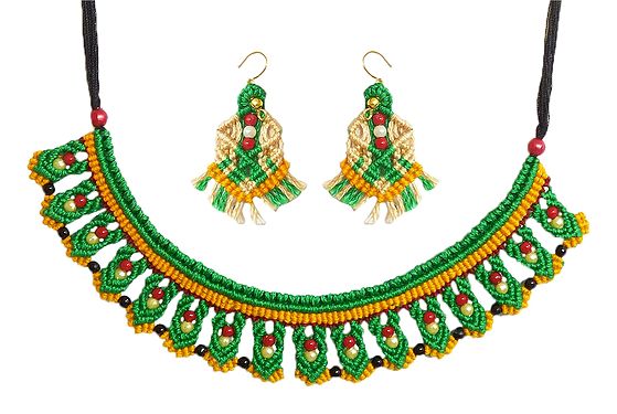 Macrame Thread Necklace