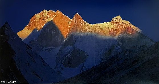Sun Rays Falls on Mount Meru (6660 mts.) During Sunrise from Tapovan ...
