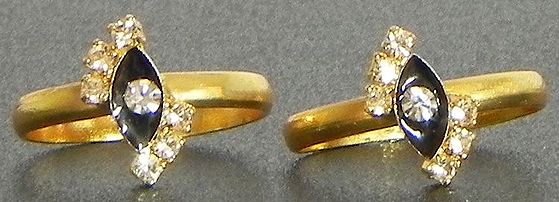 White Stone Studded Toe Ring