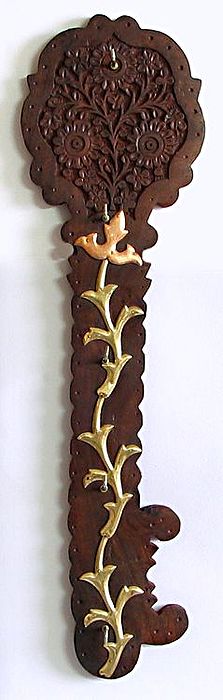 Decorative Long Key with Five Key Rack Hooks - Wall Hanging